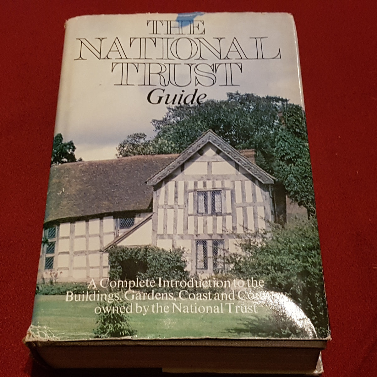 The National Trust guide hardcover book club Associates 1973. – RoverUK ...